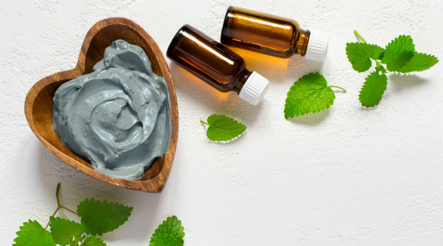Comment utiliser l’argile verte en cosmétique, cette terre aux ... Comment utiliser l’argile verte en cosmétique, cette terre aux ...